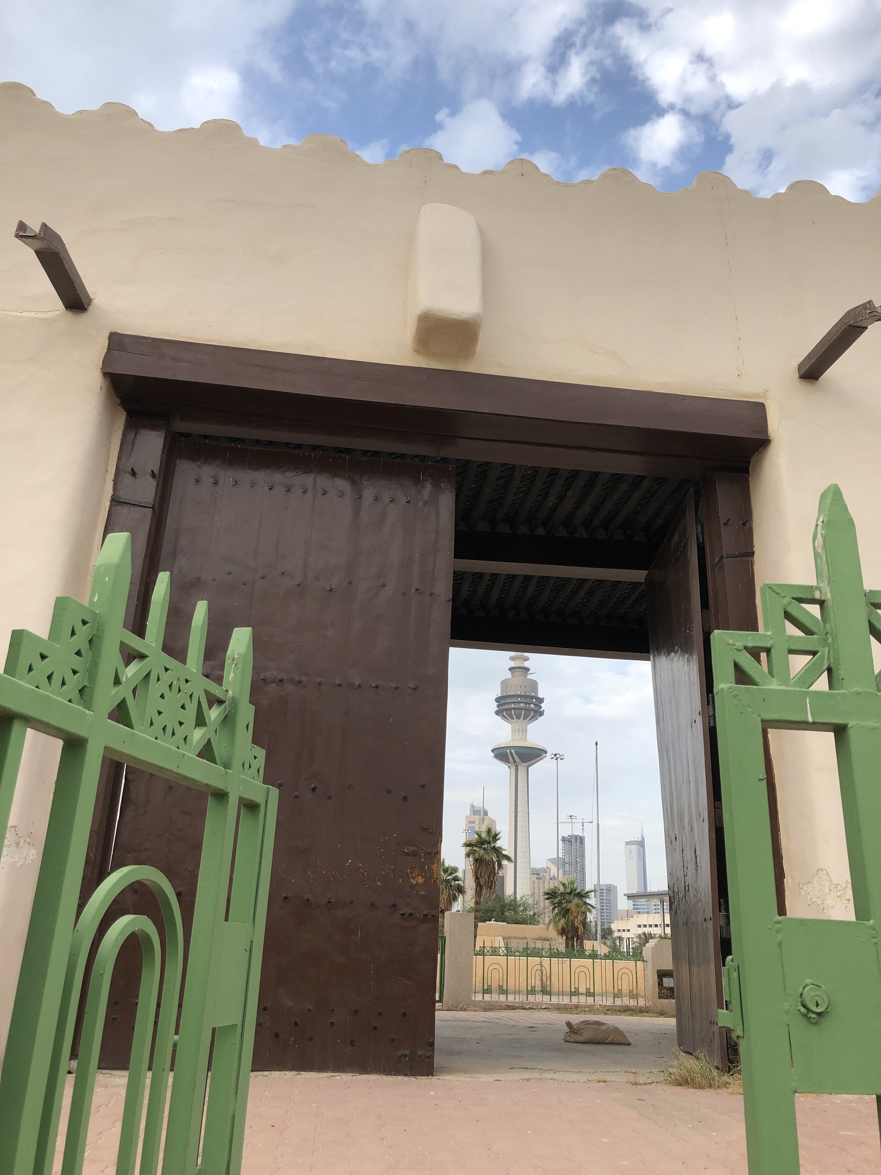 2020-600-shamiya-gate – Ms. Moore Travels